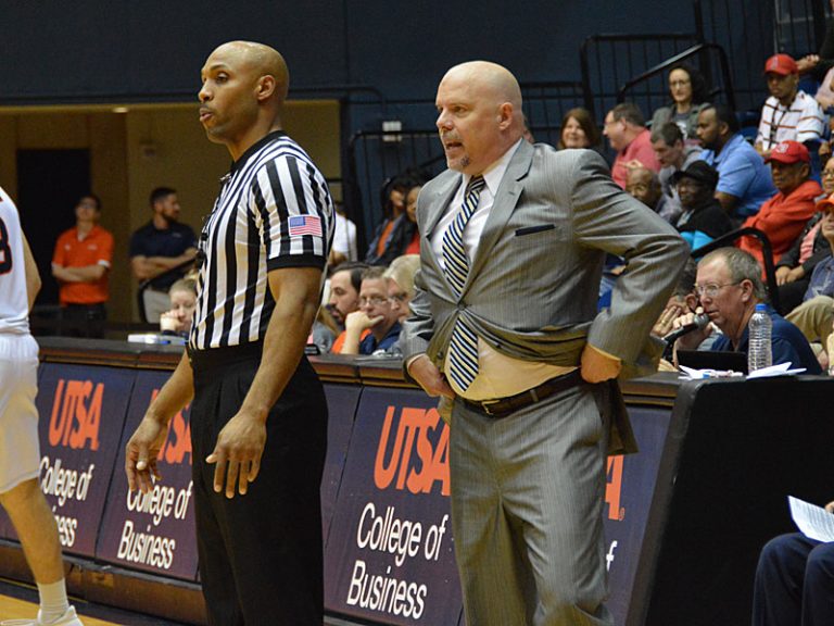 Henson wins NABC District 11 Coach of the Year honors | The JB Replay