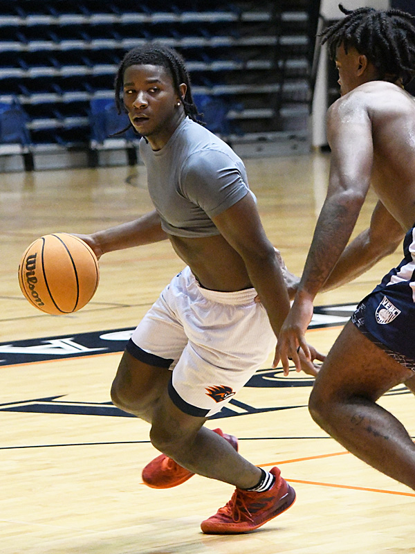 All together now — UTSA hopes to build on intangibles and move past ...