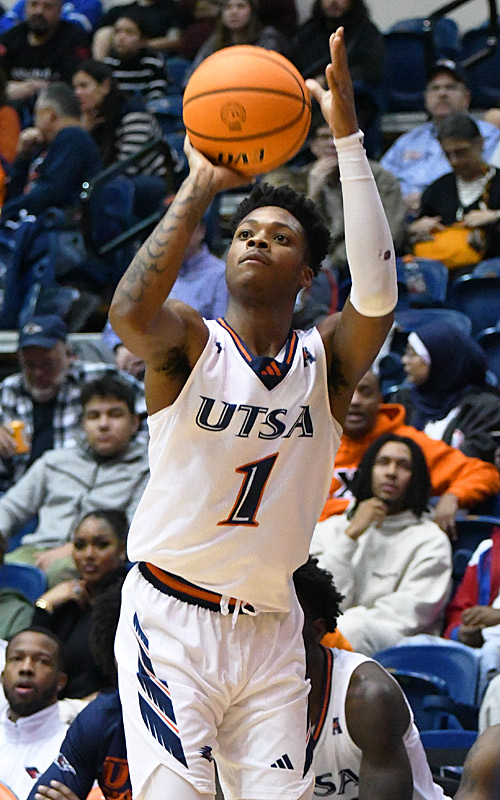 Charlotte shuts down UTSA 66-58 for first road victory | The JB Replay